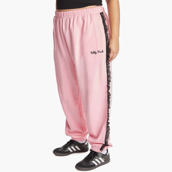 Teddy Fresh | Pants & Jumpsuits | Teddy Fresh Black Lace Trim Pink ...